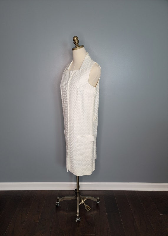 1960s White Dress Textured Polyester Mod Dress - Gem