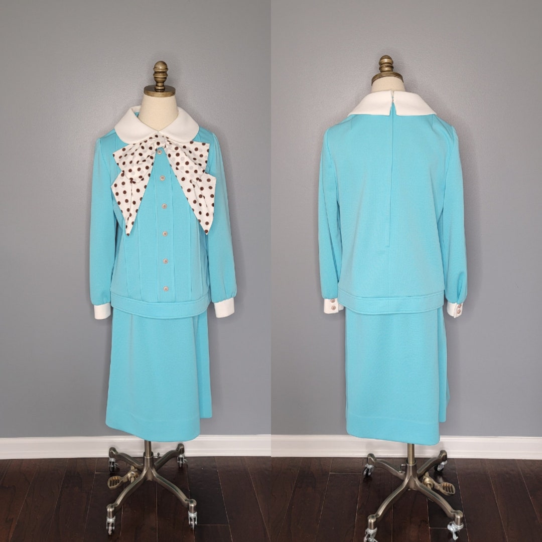 1960s Blue Nardis of Dallas Suit With White Collar and Cuffs Polka Dot ...