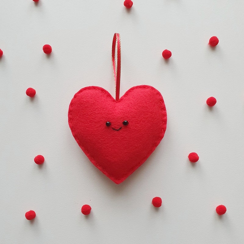 Red Felt Hearts - Etsy