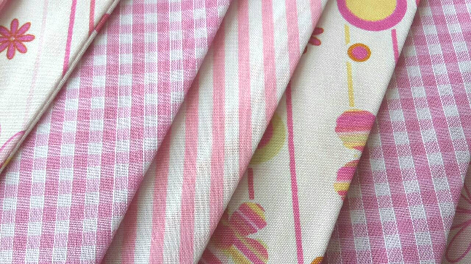 Pink Gingham and Floral Fabric Bunting Nursery Garland Baby - Etsy