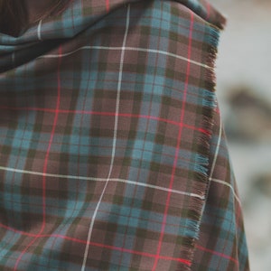 Weathered Hunting Fraser Tartan Outlandish Shawl *FREE SHIPPING*. Gift ...