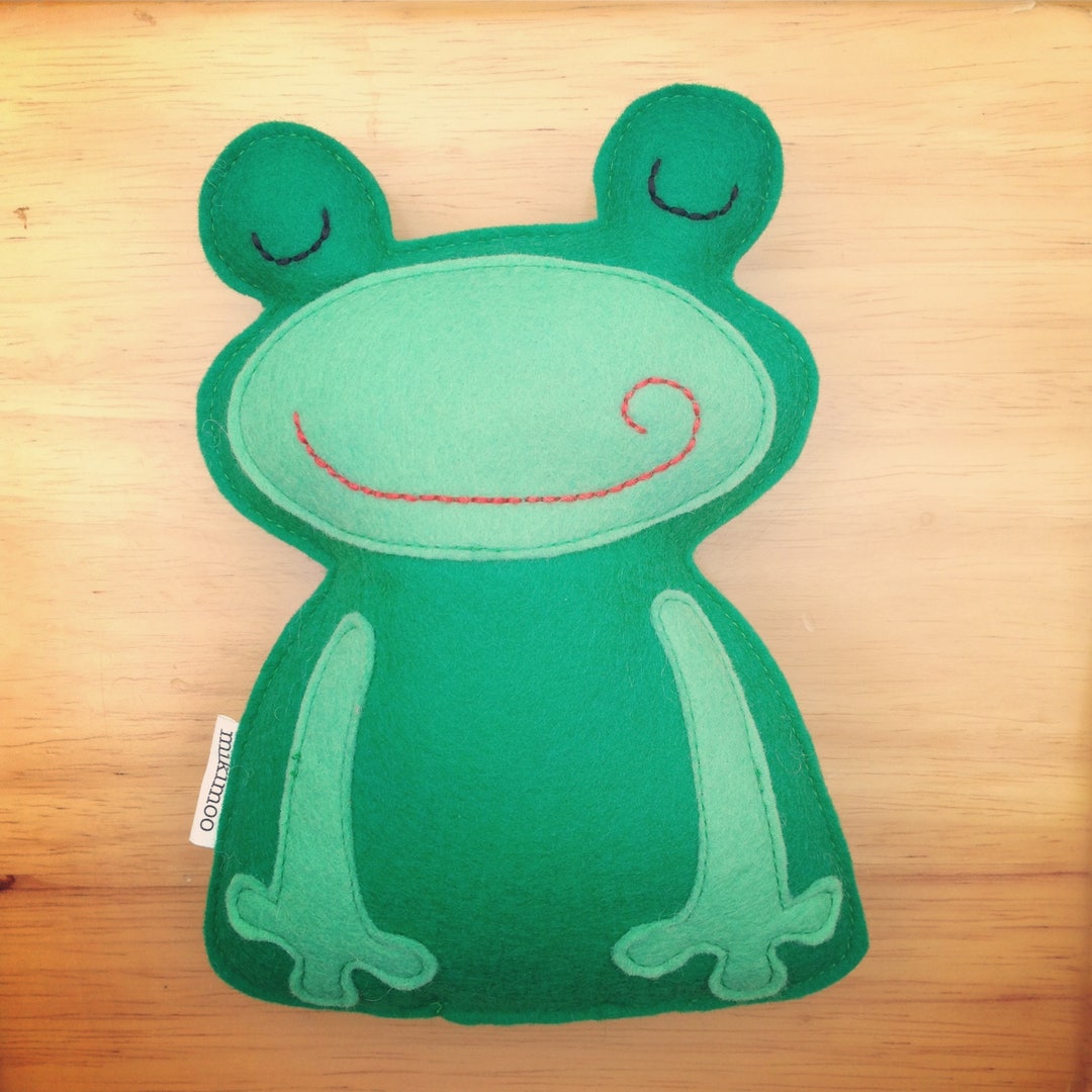 Percival Frog- Soft Merino Wool Felt Toy . Perfect Baby Gift. - Etsy