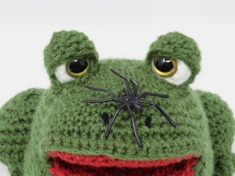 Frog Amigurumi Crochet Pattern Boris the Frog - Etsy Canada