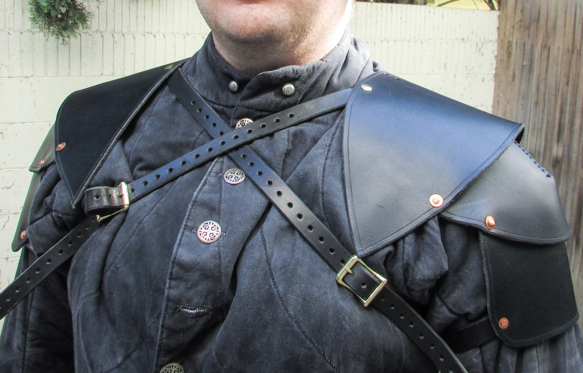 Leather Shoulder Armor Style 2 - Etsy