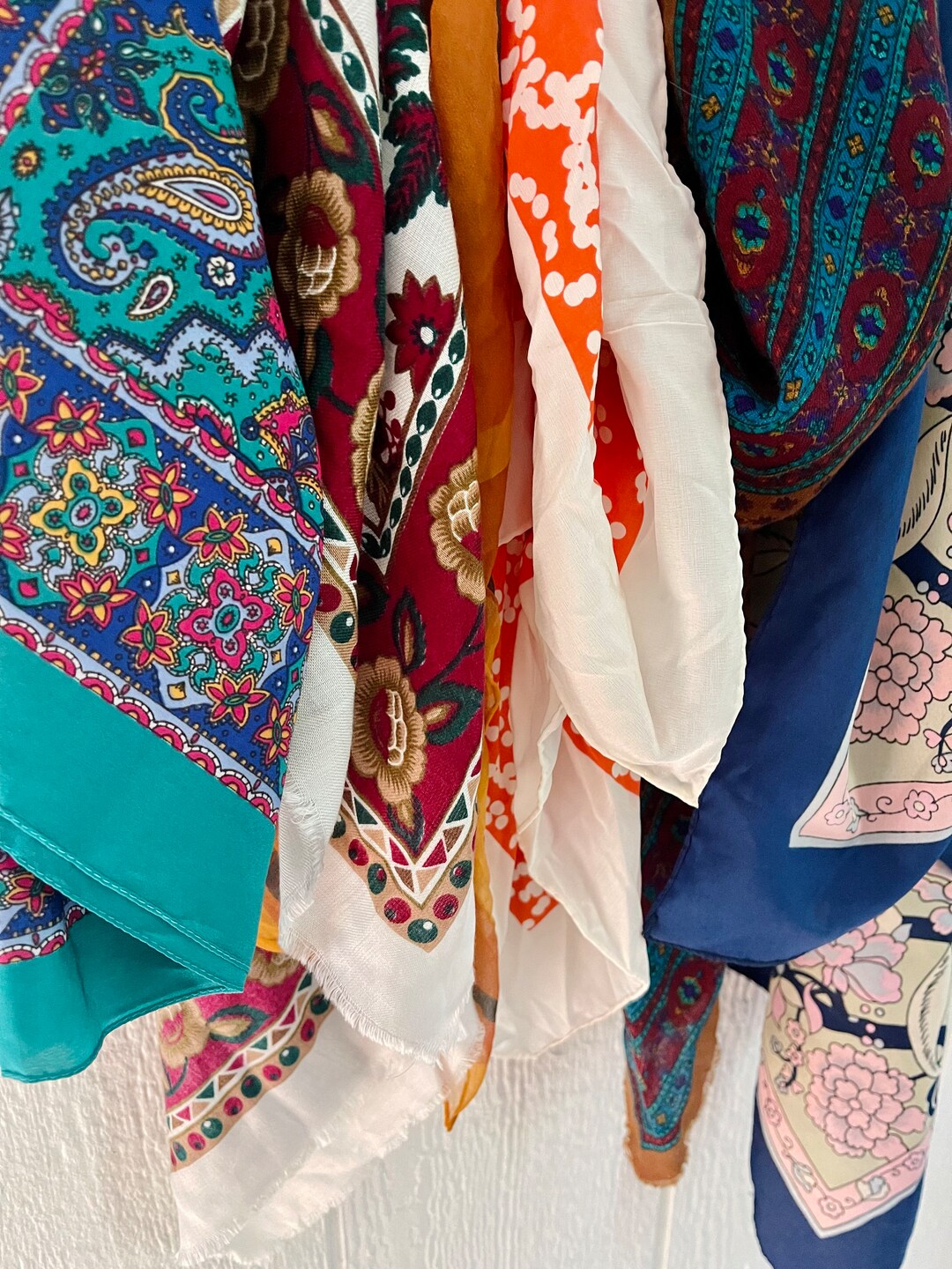 Vintage Mystery Scarf for Her, Women’s Fashion Scarves for Outfit ...
