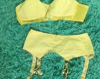 Bra and Garter Set - Etsy