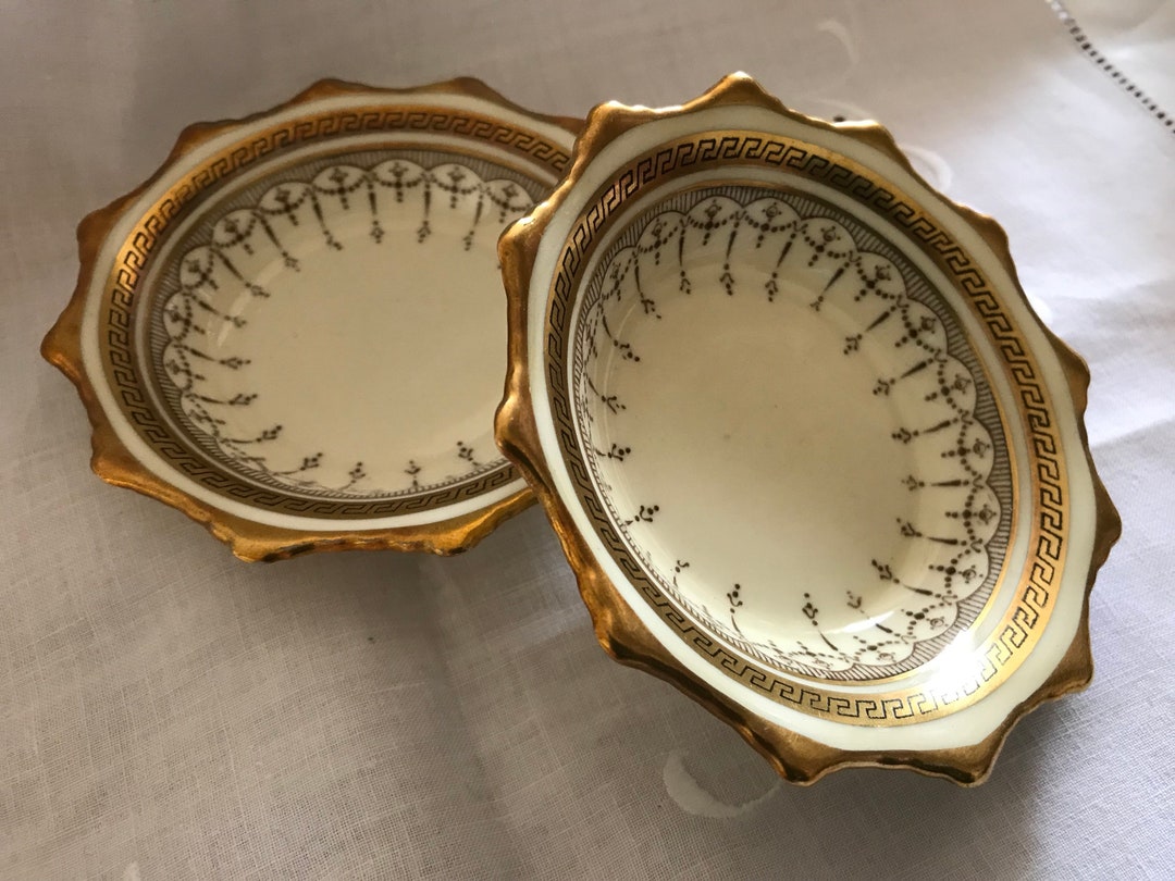 Vintage Pin Dish. Gilt Pin Dish. Grovenor China. Made in England. Black ...