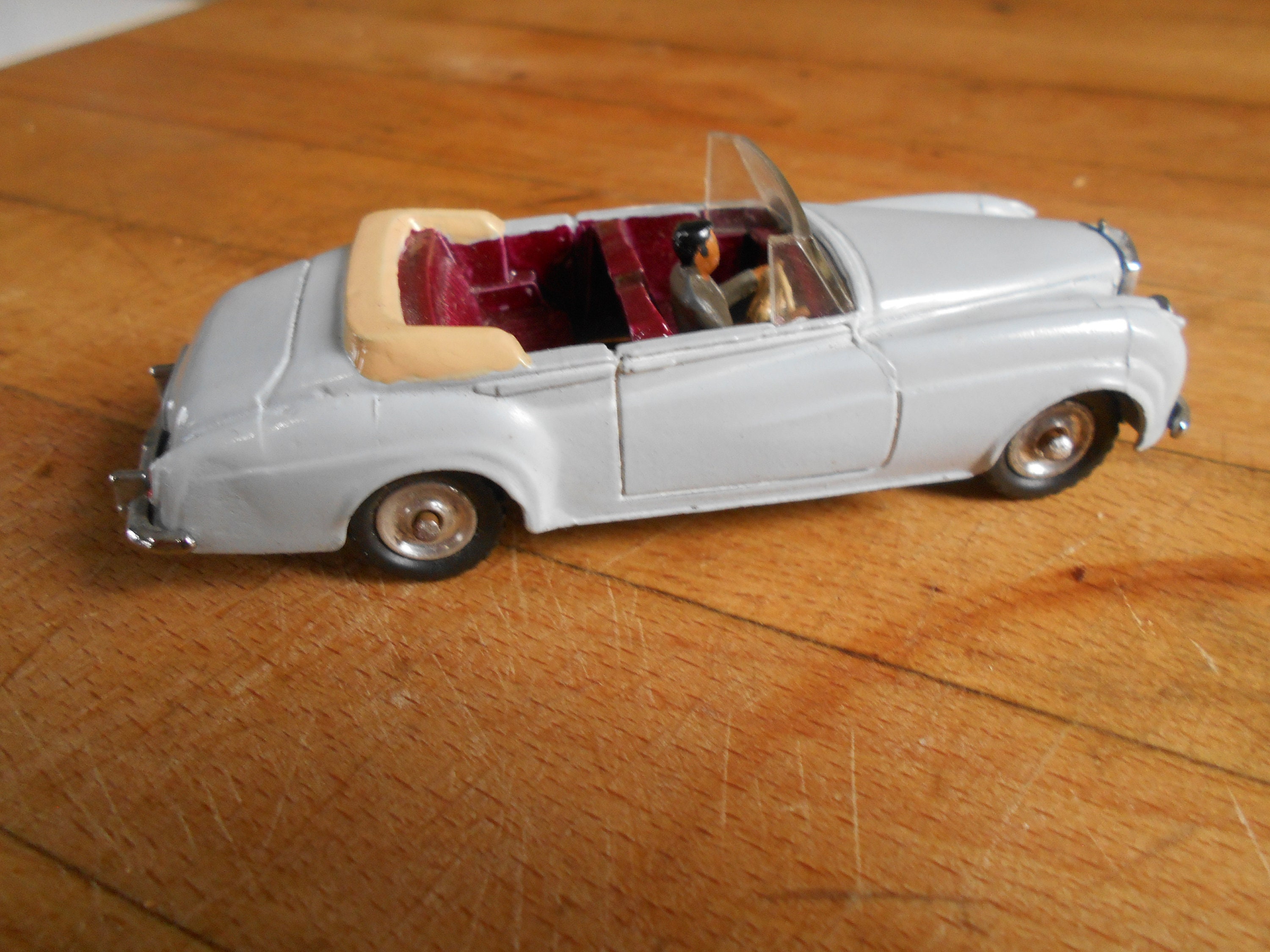 Dinky Meccano Bentley S2 Numbered 194 Finished to the Highest of ...