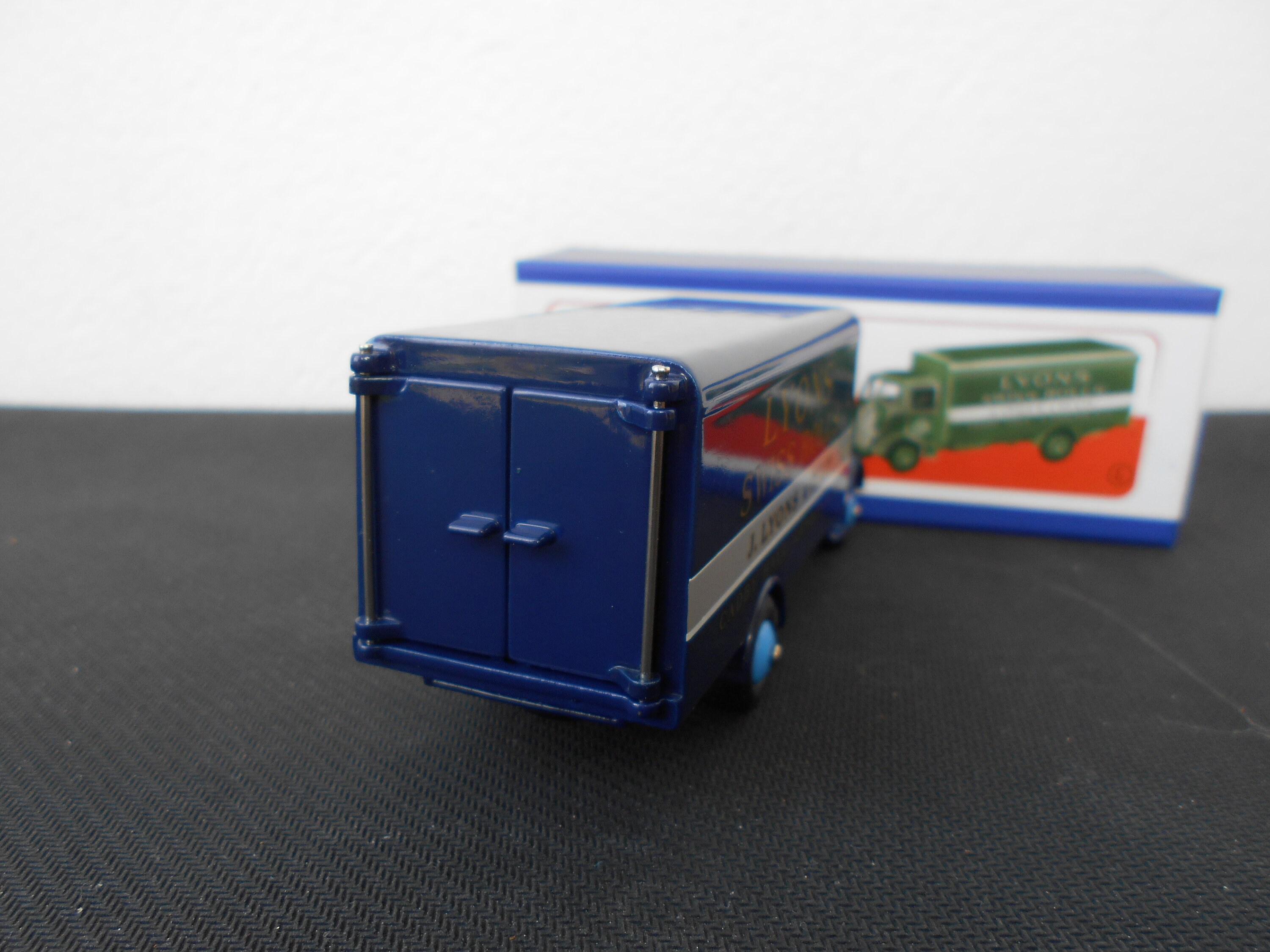 Dinky Supertoys Guy Van No. 541 Lyons Swiss Rolls Refurbished to a ...
