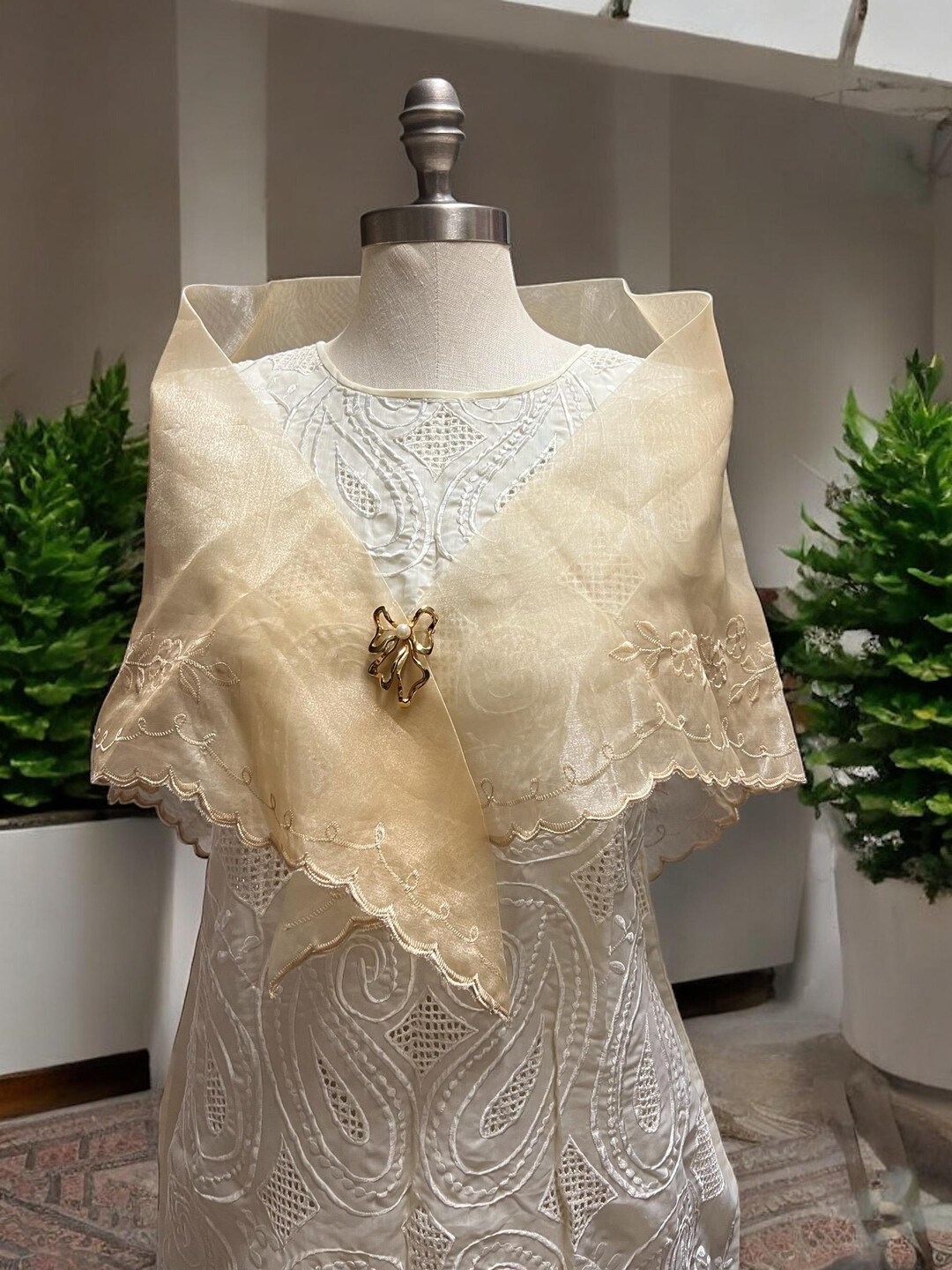 Embroidered Filipiniana Alampay Beige Floral Shawl Maria Clara Pañuelo ...
