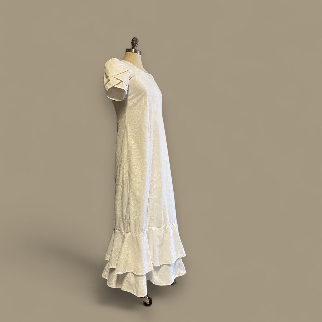 Hawaiian Muumuu Maxi Dress Kukui Nut With Leaves Kamehameha School ...