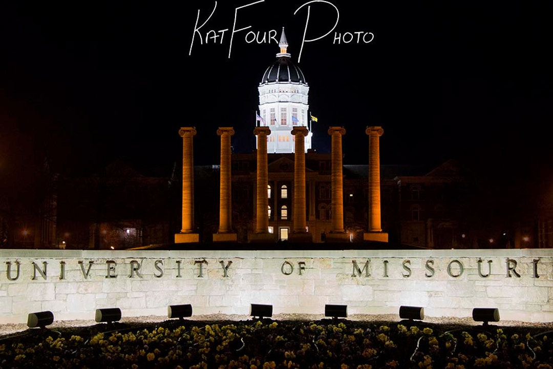 Mizzou Columns and Jesse Hall at Night, Architectural Photo of Mizzou ...