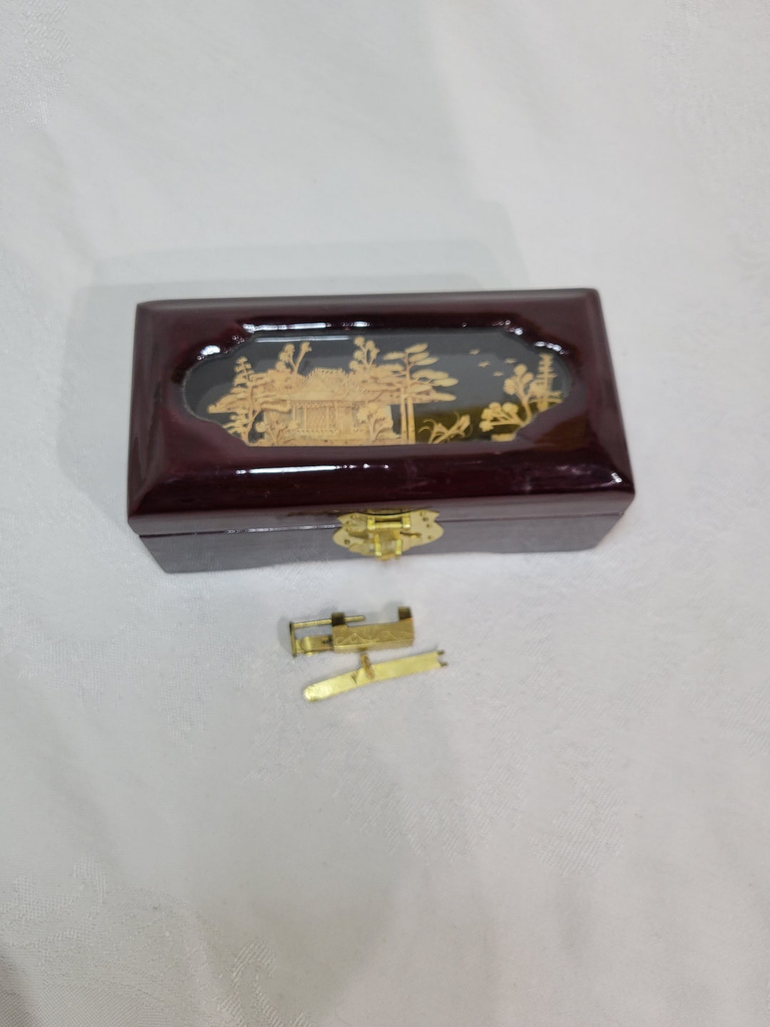 Vintage Maroon Lacquer Jewelry Box: Asian Cork Art, Locking Key - Etsy