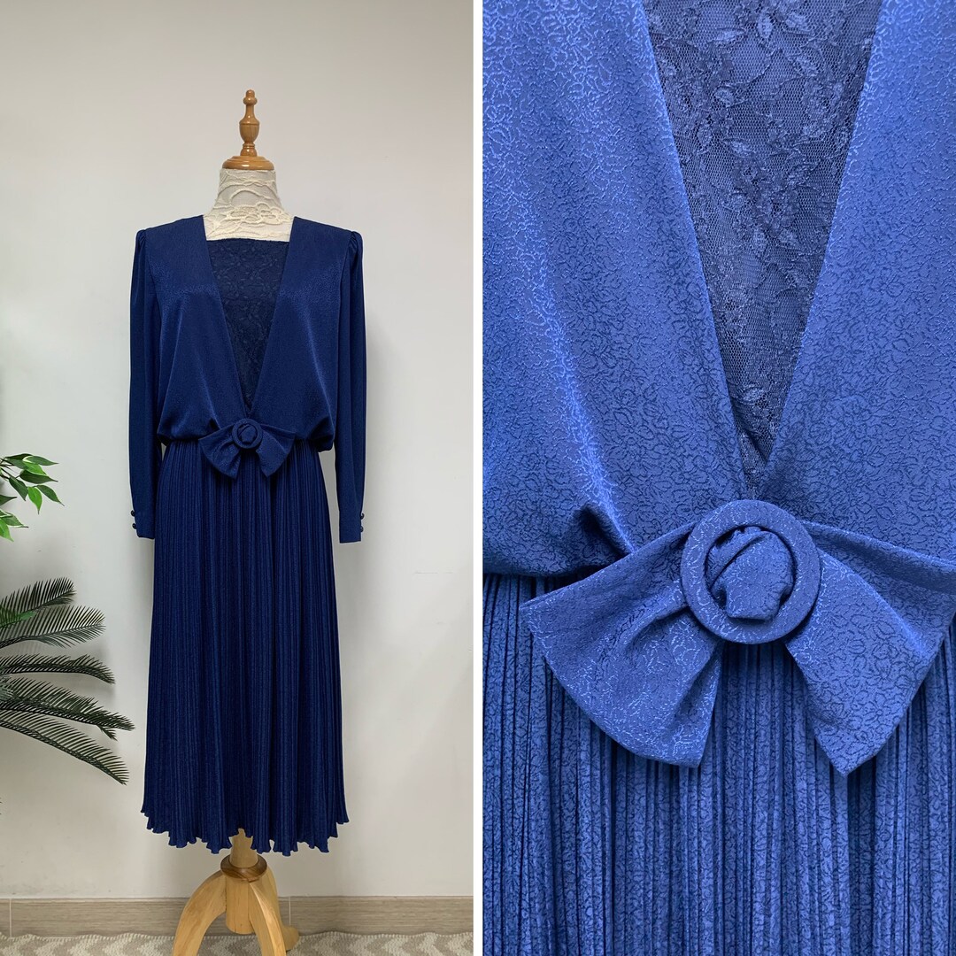 Elegant Vintage Japanese Small Floral Pattern Blue Party Dress ...