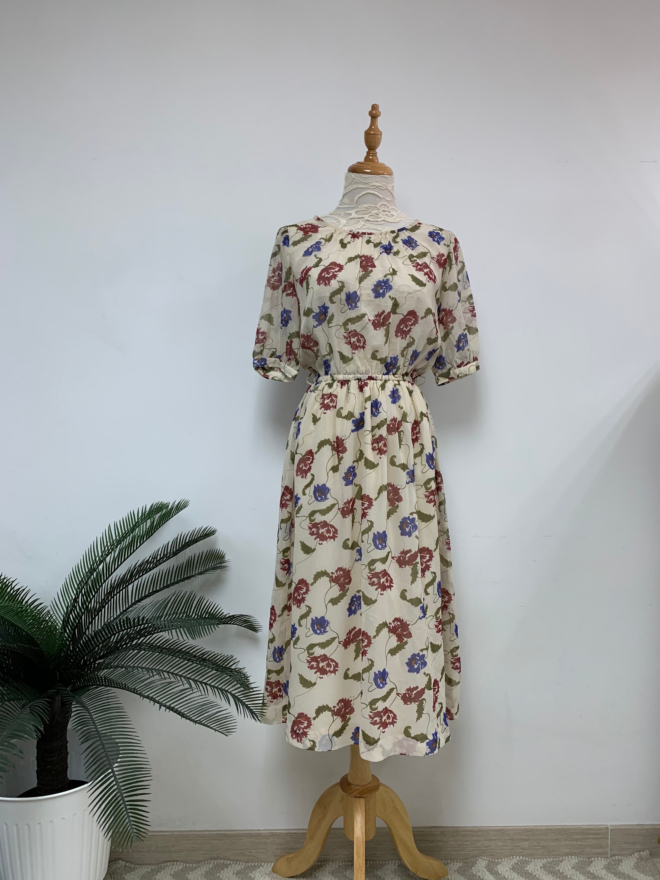 Fabulous Vintage Japanese Floral Pattern Summer Dress / Garden | Etsy