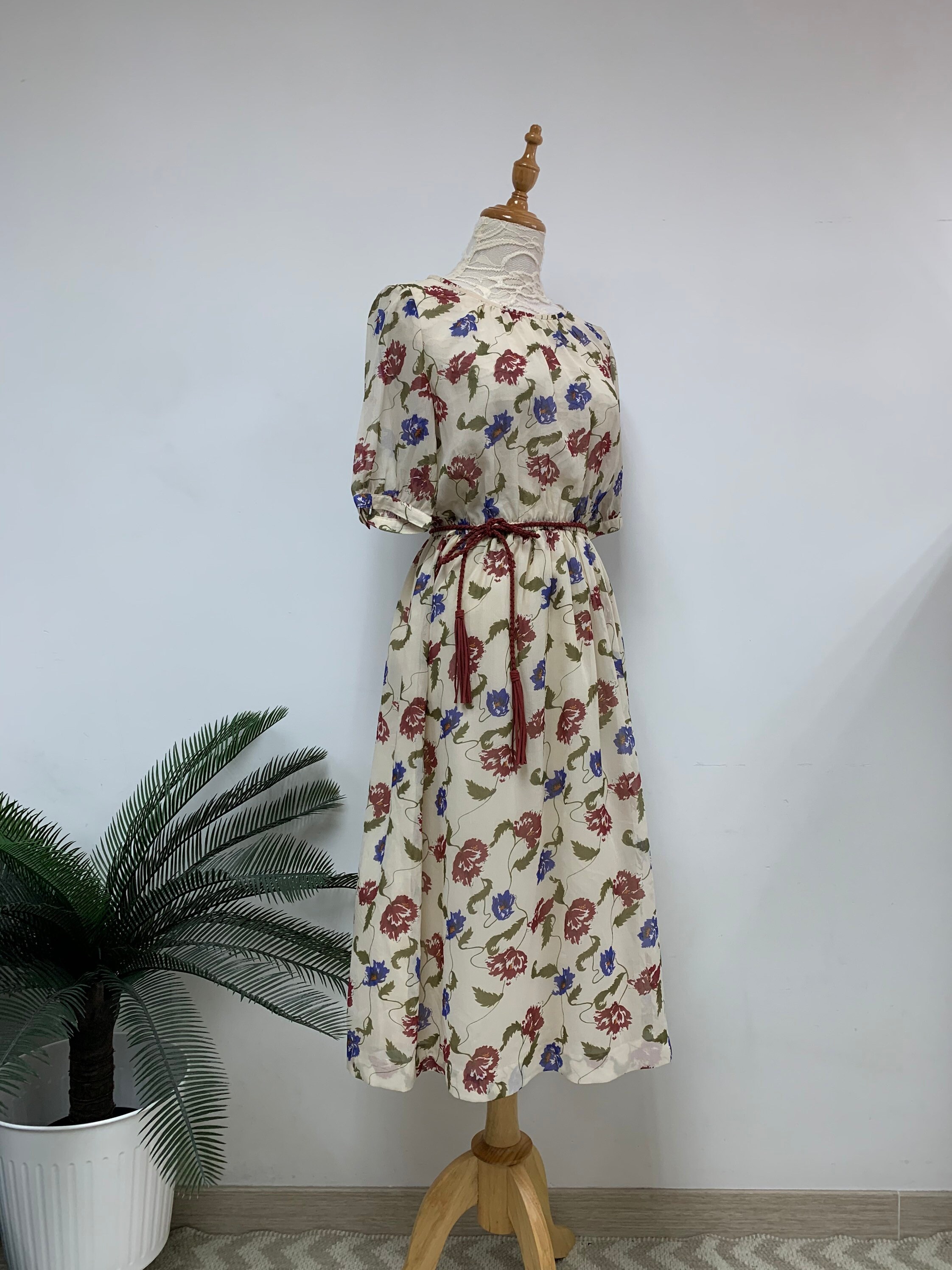 Fabulous Vintage Japanese Floral Pattern Summer Dress / Garden | Etsy