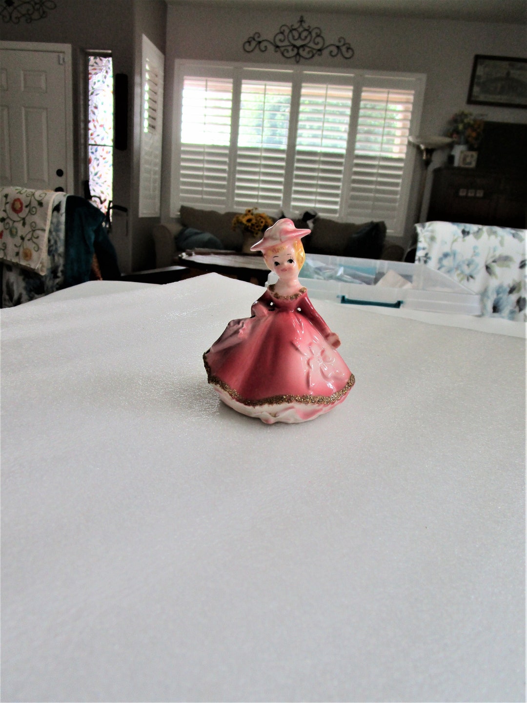 Vintage Enesco- Girl- Pink- Figurine- Knick Knack- Porcelain- Pink ...
