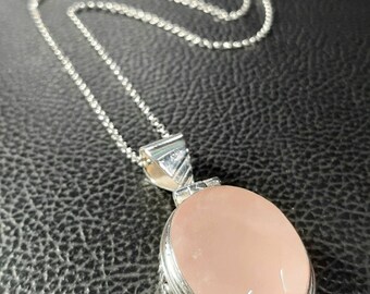 Rose Box Necklace - Etsy