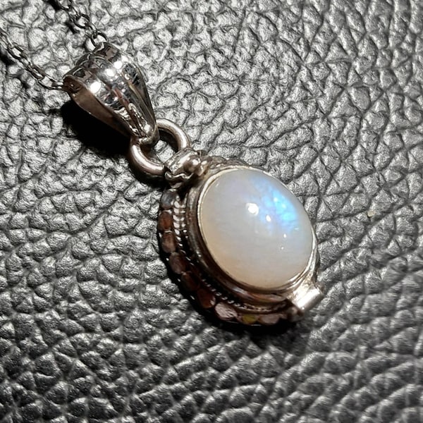 Moonstone Locket - Etsy