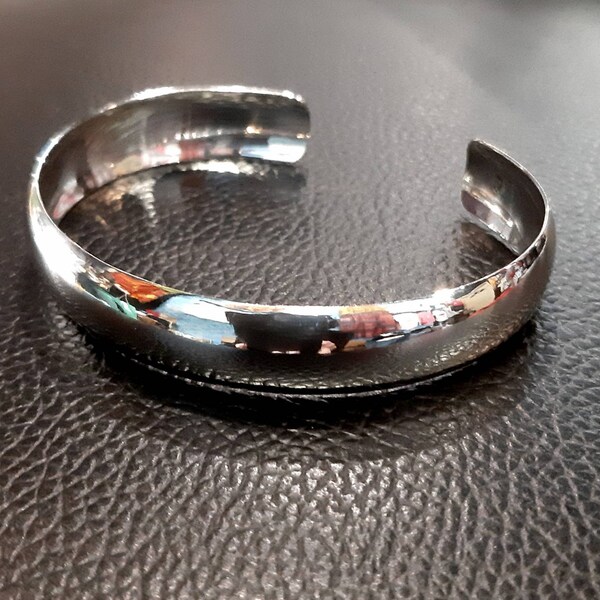 Wide Silver Bangle - Etsy