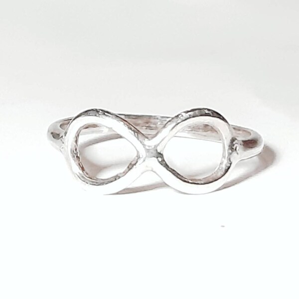 Eternal Love Ring - Etsy