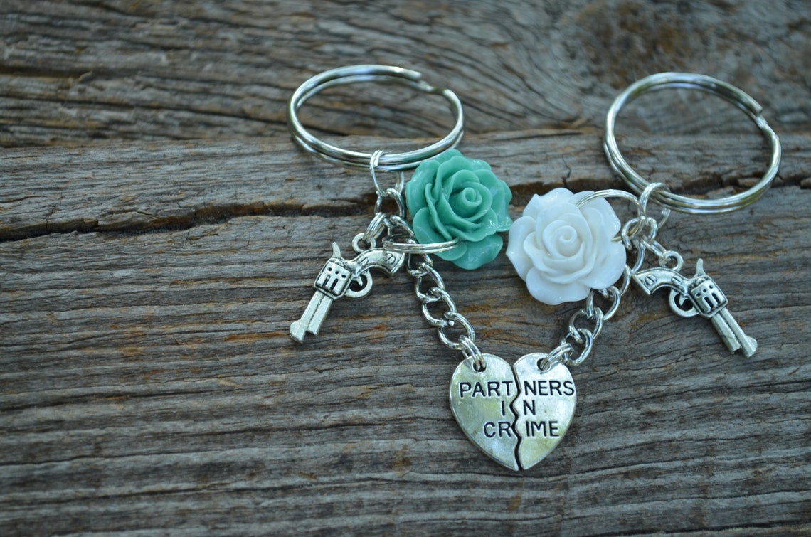 Guns N Roses Partners in Crime Keychain SET | Etsy