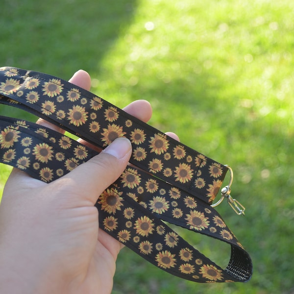Black Sunflower Key Lanyard - Etsy