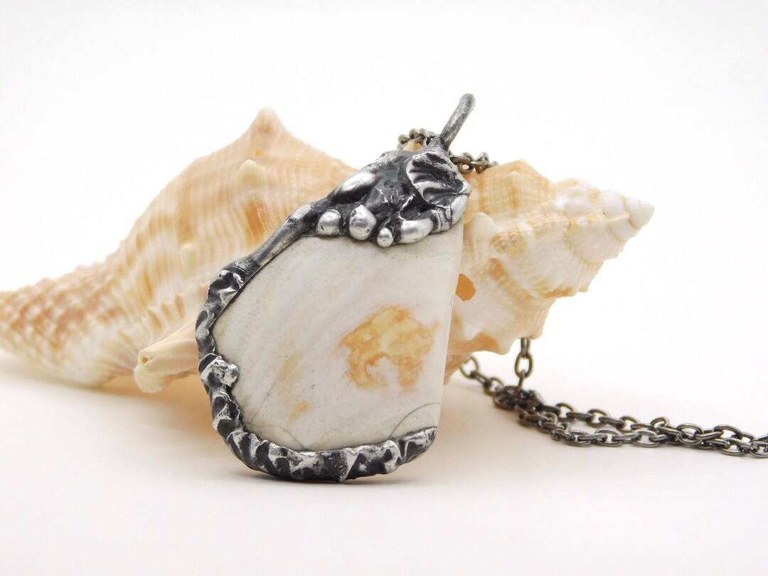 Natural Seashell Silent Fidget Pendant Anxiety Relief Necklace Mermaid ...