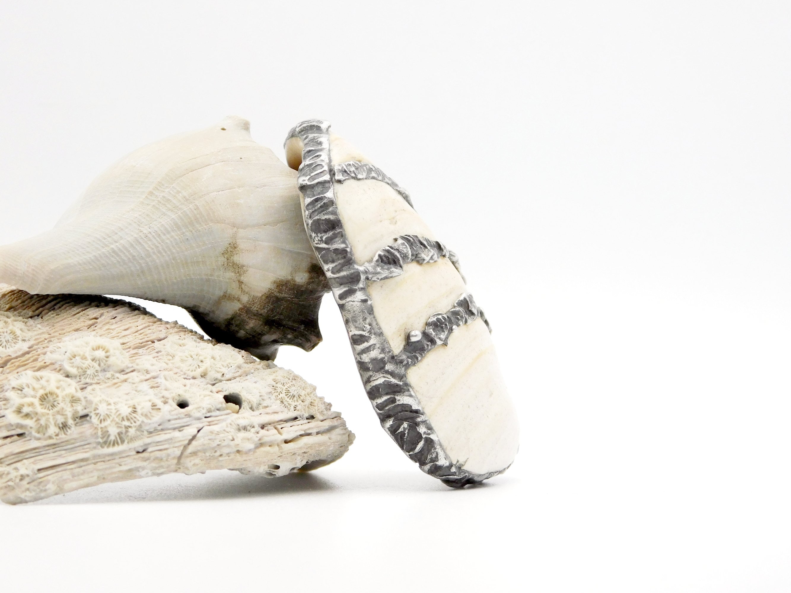 Silent Fidget Toy for Beach Lover Seashell Desk Worry Toy - Etsy