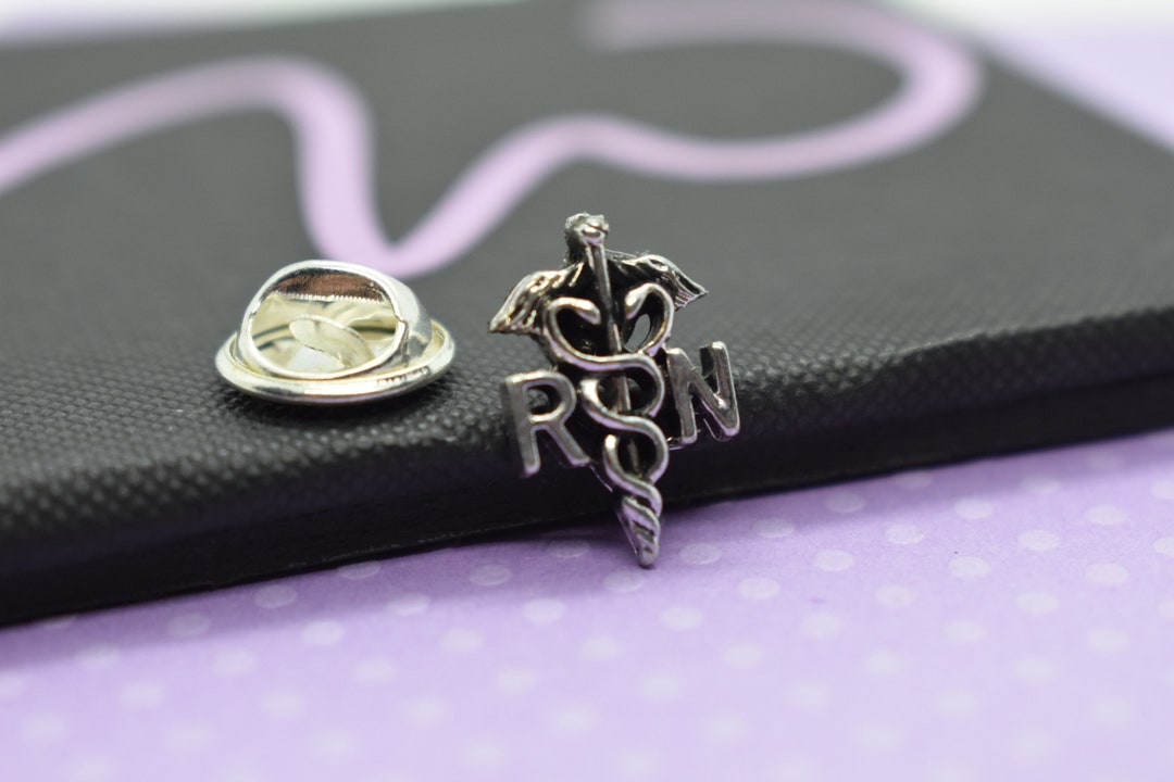 Nurse Pin for Pinning Ceremony, Nursing RN Pin BSN Simple Nurse Pin ...