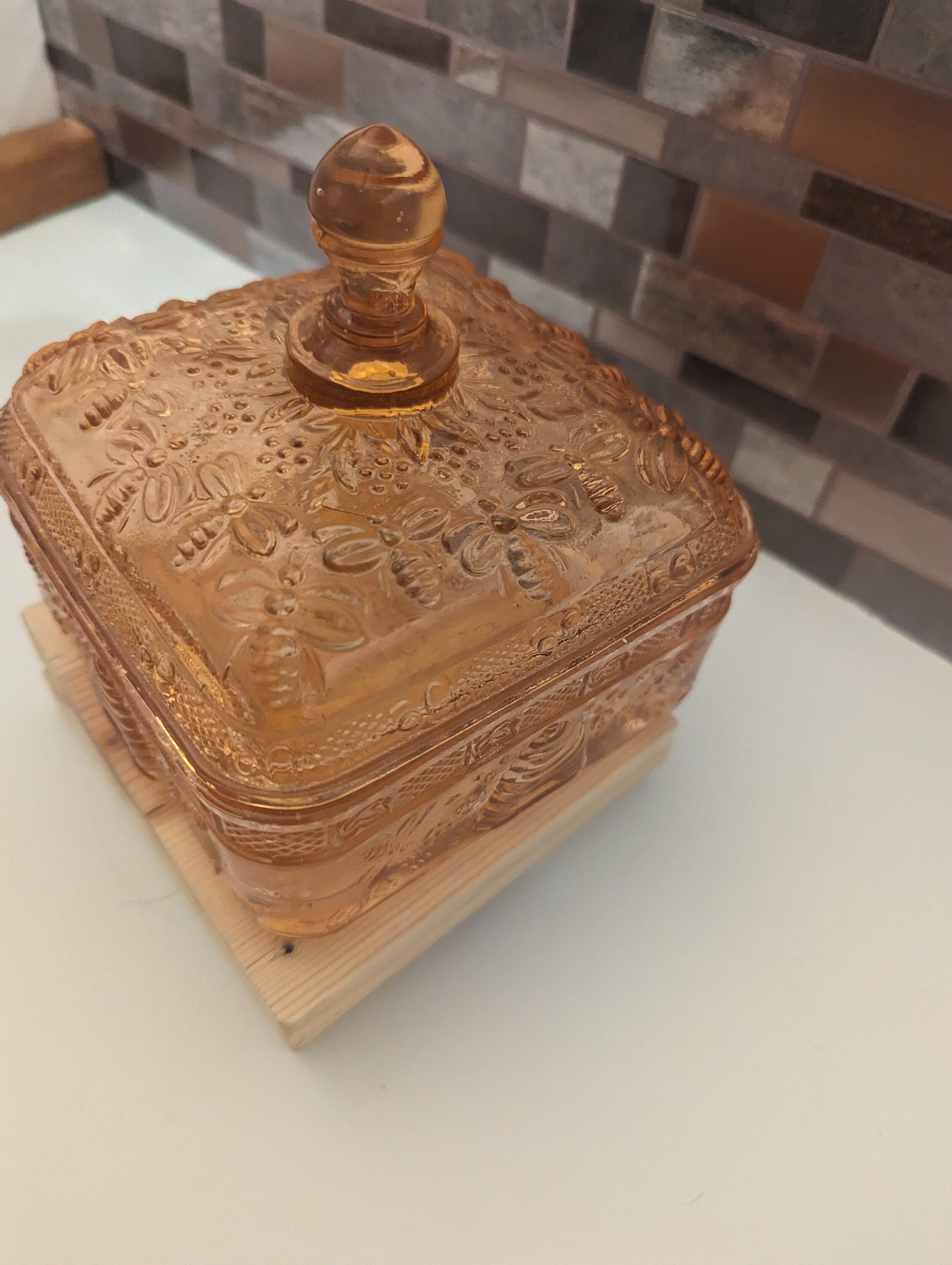 Vintage Tiara Indiana Glass Amber Square Footed Bees Hines Box and Lid ...