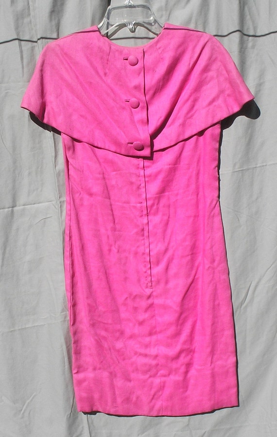 1960s Mr Mort Pink Linen Like Back Cape Collar Shift … - Gem