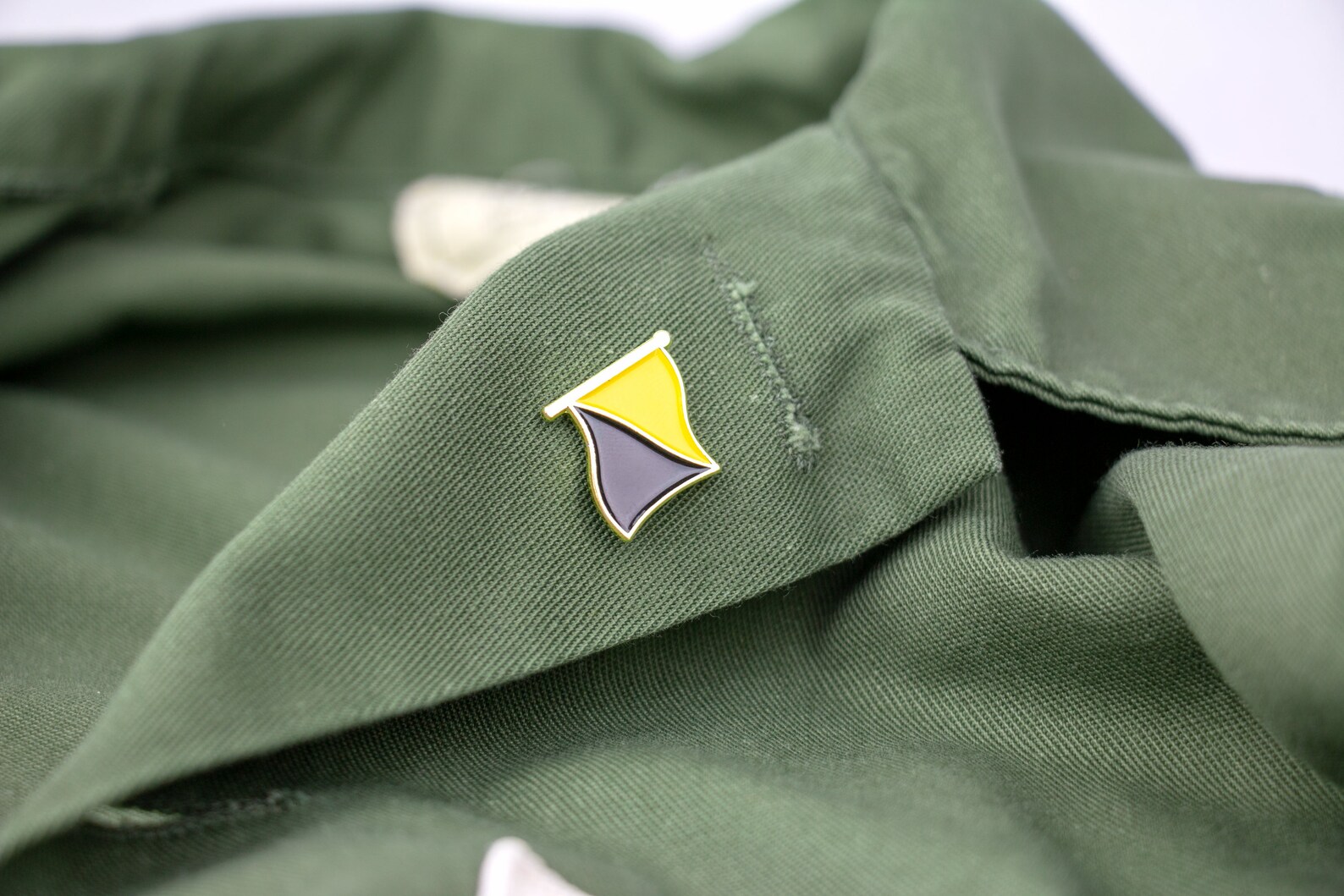 Anarcho-capitalist Flag Enamel Lapel Pin - Etsy
