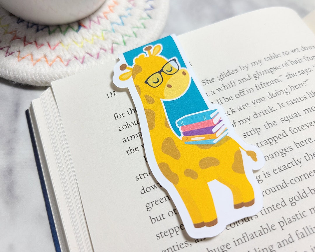 Giraffe Bookmark, Giraffe With Books Planner Clip, Cute Giraffe ...