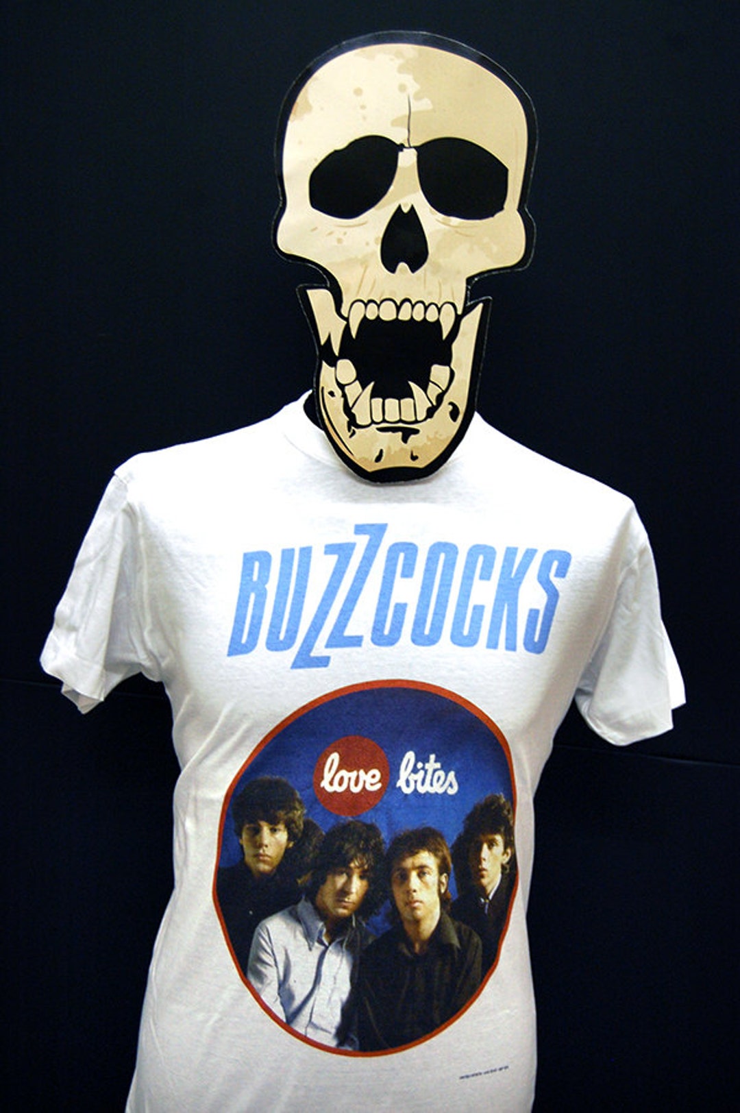 Buzzcocks Love Bites T-shirt - Etsy