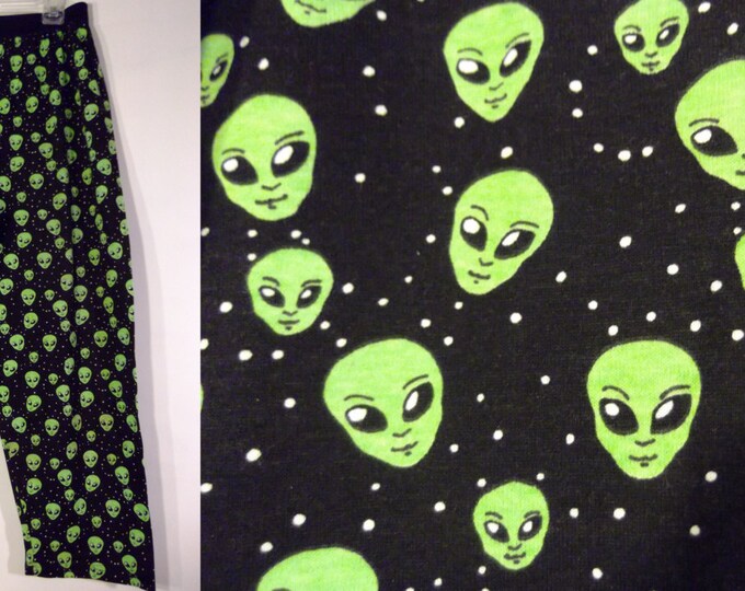 ALIEN Print Pants / 90s Baggy Pants / Drop Crotch / Carnivaloffashion ...