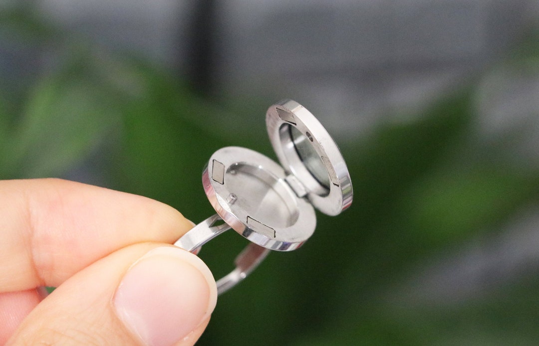 Unique Openable Locket Ring, Cremation Ring for Memories, Floating ...