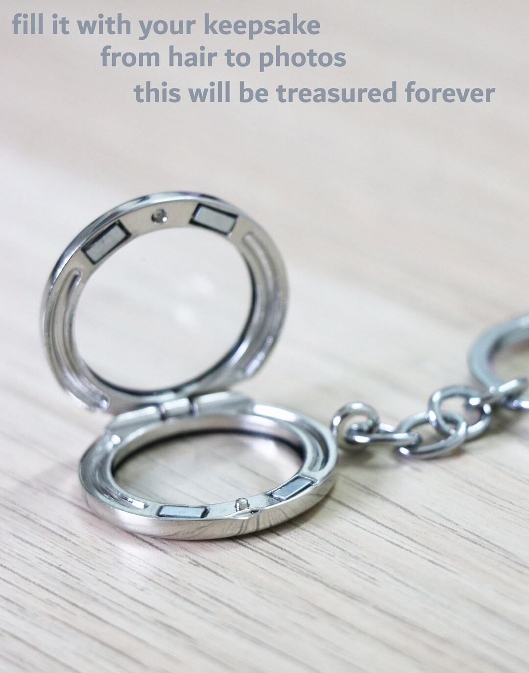 Stainless Steel Locket Keychain for Men or Women, Floating Locket ...
