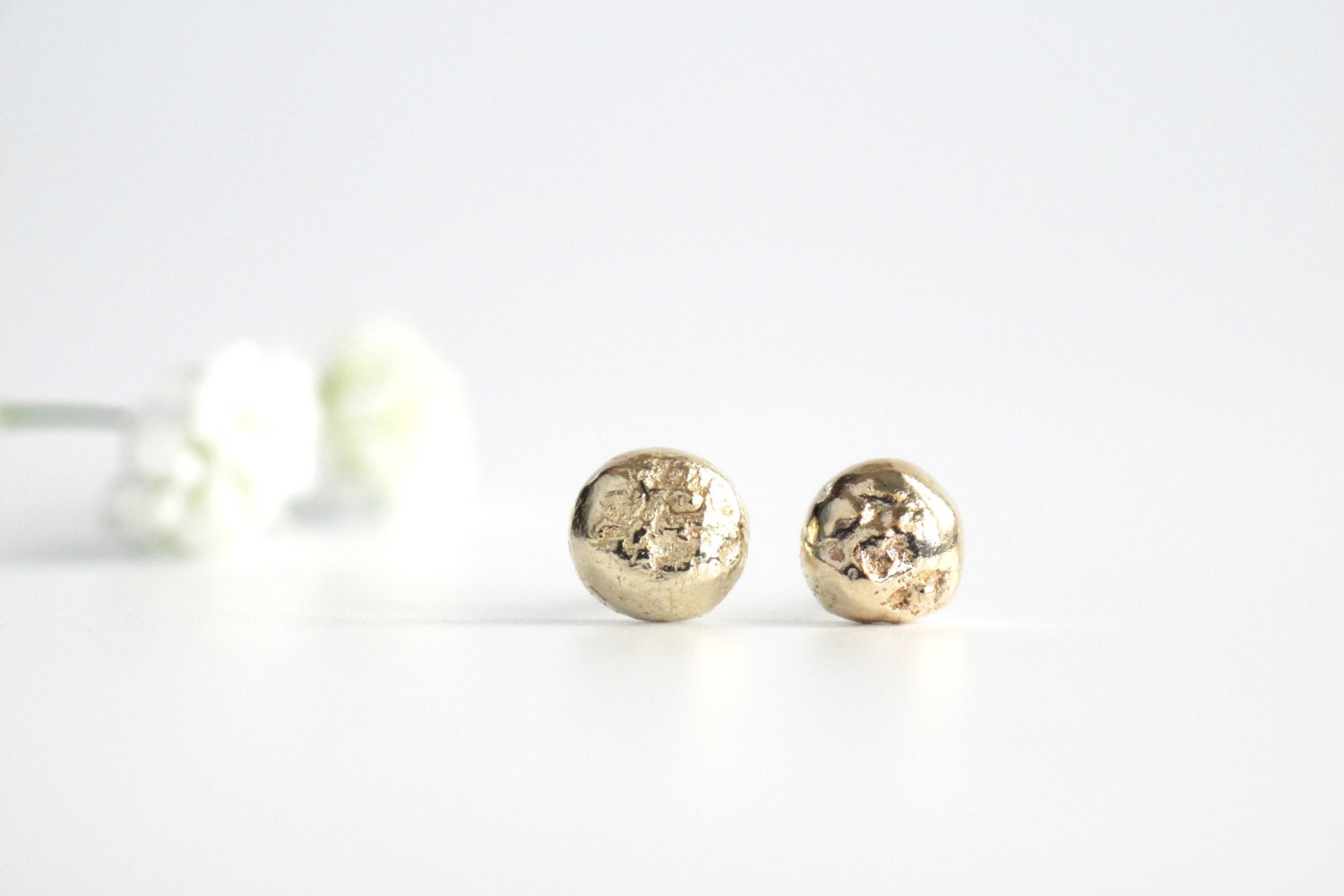 Solid Gold Studs 9ct Gold Delicate Stud Earrings Simple - Etsy