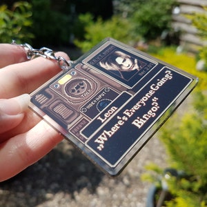 Resident Evil 4 Keychain Leon Kennedy Keychain Pixel Art - Etsy