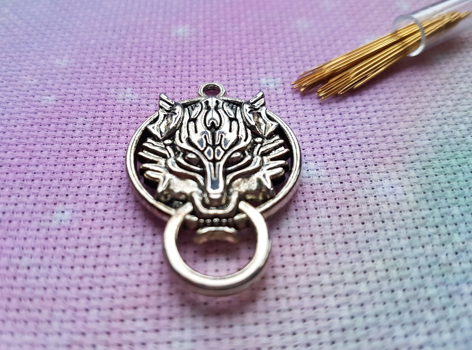 Final Fantasy Needle Minder, Cross Stitch, Embroidery, Cloud Strife ...