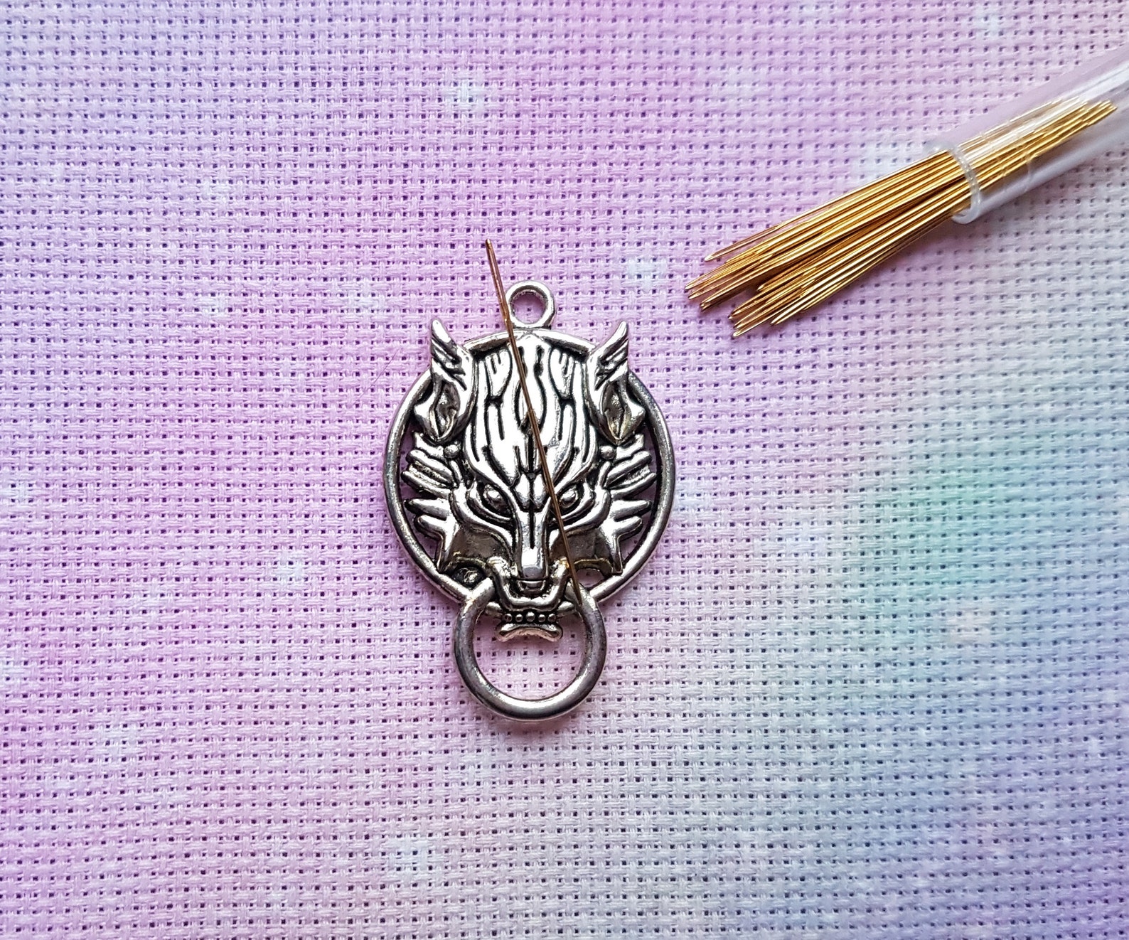 Final Fantasy Needle Minder, Cross Stitch, Embroidery, Cloud Strife ...