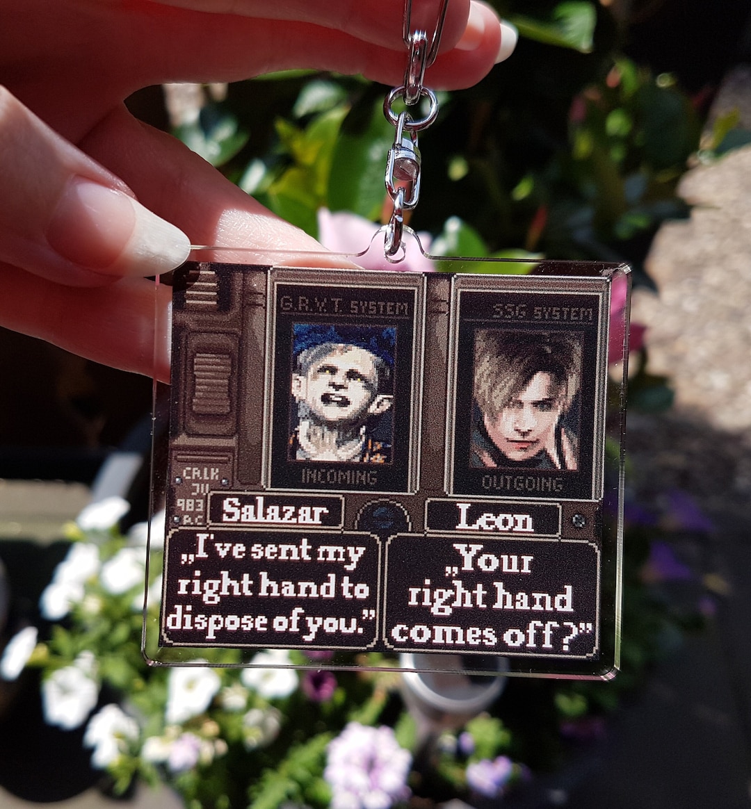 Resident Evil 4 Keychain, Leon Kennedy Keychain, Pixel Art Keychain ...