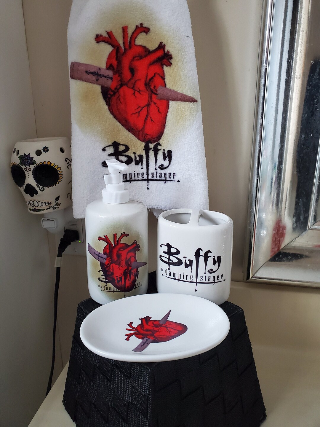 Buffy the Vampire Slayer, Printed Ceramic Bathroom Decor Set With Towel ...
