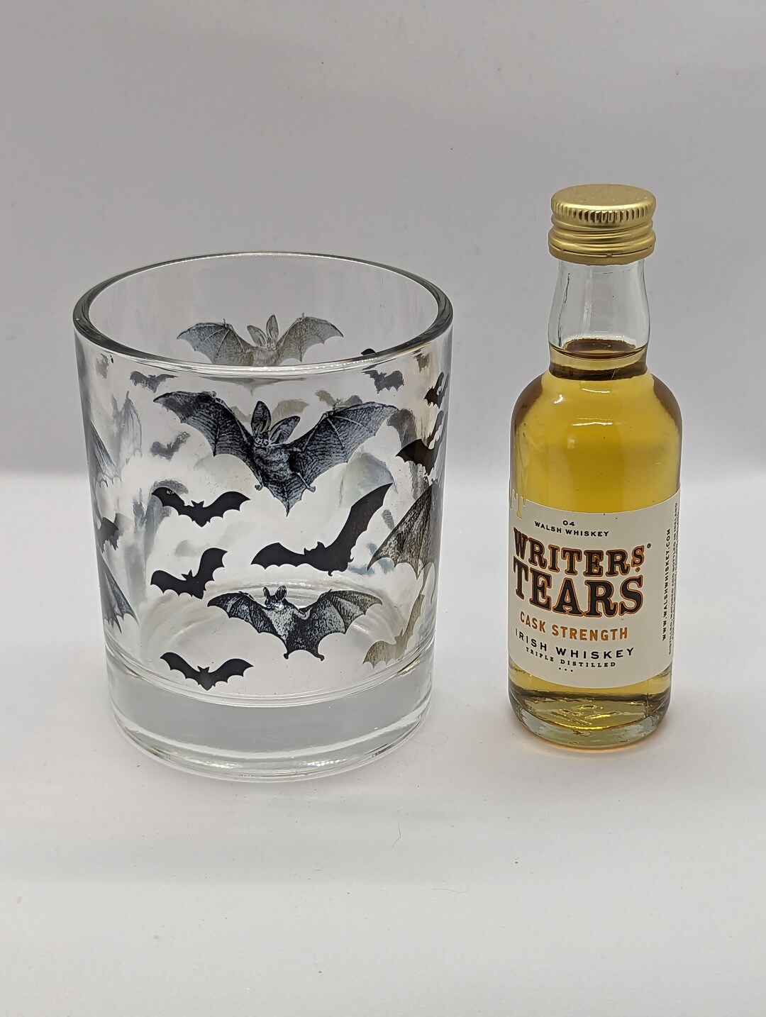 Bats in the Belfry Whiskey Glass 8 Oz Horror Bat Gift Spooky Decor - Etsy