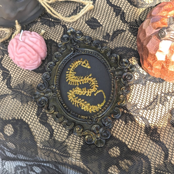 Snake Skeleton Frame - Etsy