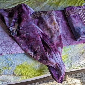 Beautiful Queen Size Purple Duvet Set W/ Silver Embroidered Trim Ice ...