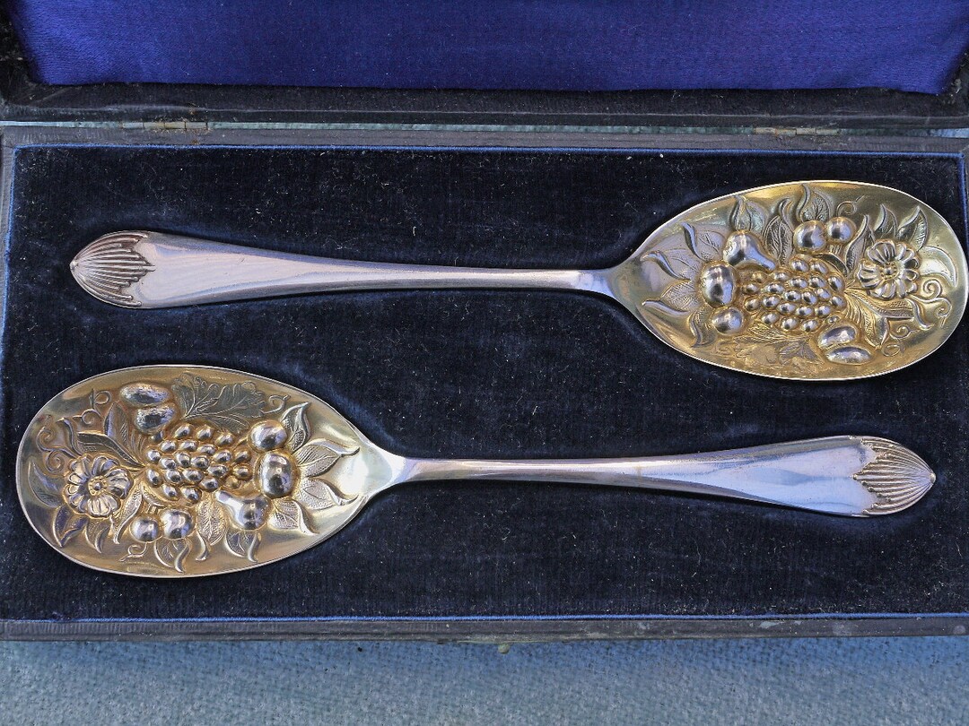 Classic Late Victorian EPNS Serving Spoons - Etsy