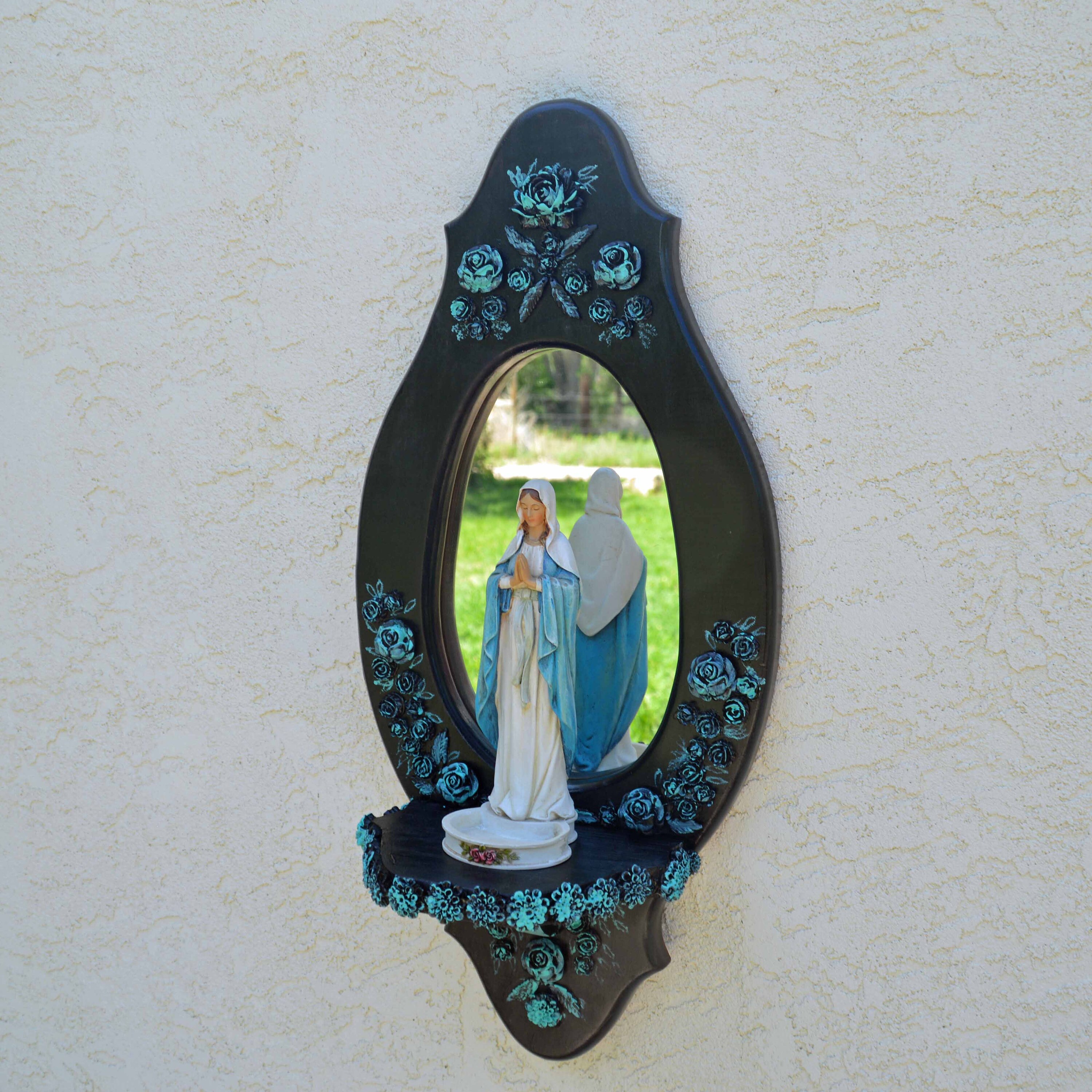 Shrine Wall Hung Nicho Altar Vintage Wood Madonna Holy Water Shrine ...