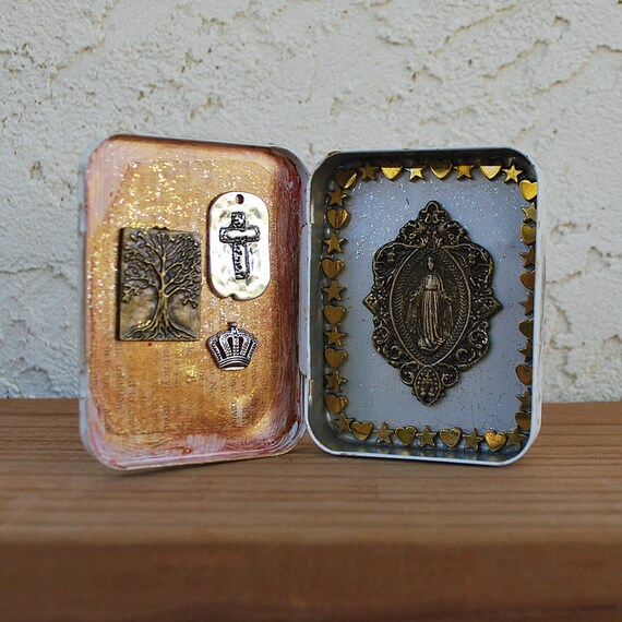 Shrine Nicho Altar Altoid Art Traveling Altar Madonna | Etsy